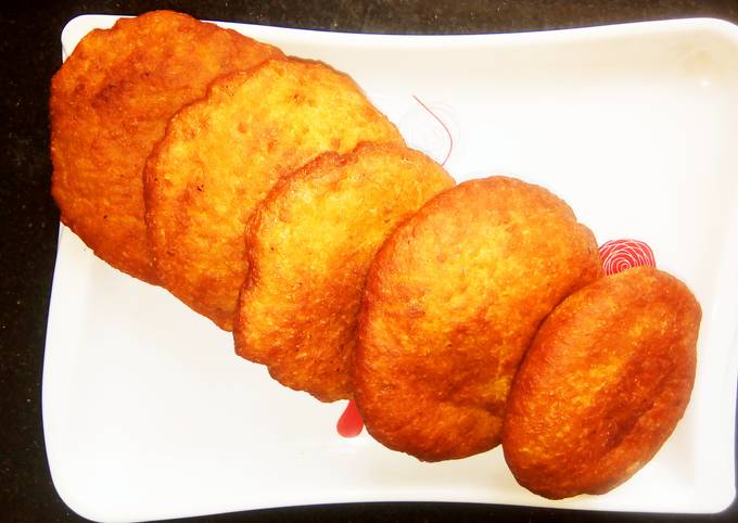 Sweet puri Recipe by Geeta Rani Sharma - Cookpad