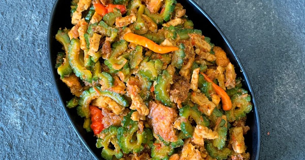 Resep Tumis Pare Dengan Telur Dadar Dan Teri Nasi oleh Nadia Hayu - Cookpad