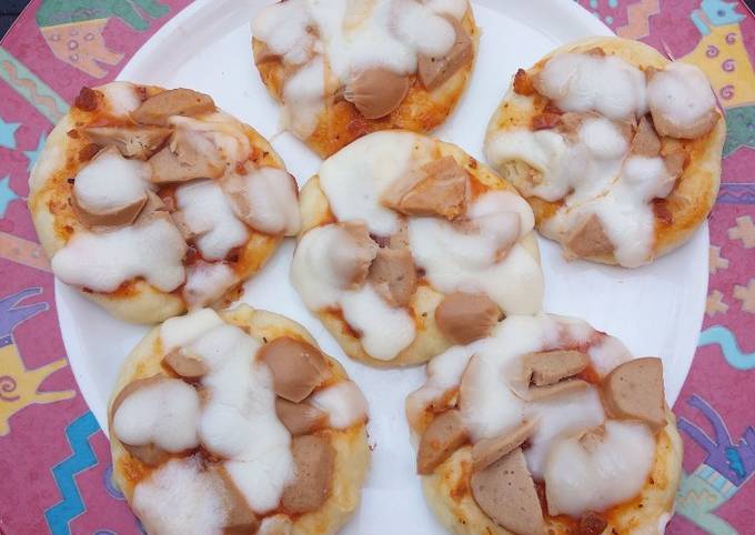 Resep Pizza Mini oleh Mama Snacker - Cookpad