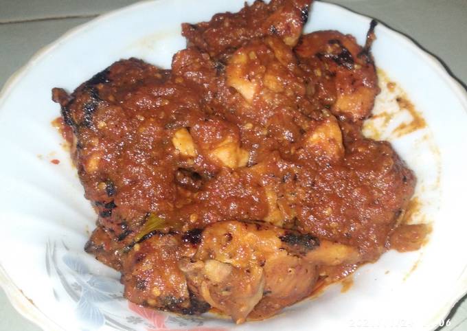 Resep Ayam Bumbu Rujak oleh Tria - Cookpad
