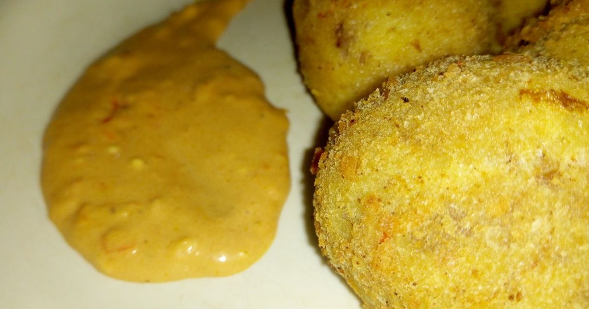 Beef Yam Balls And Garlic Dipping Sauce Recipe by Delicacies By ...