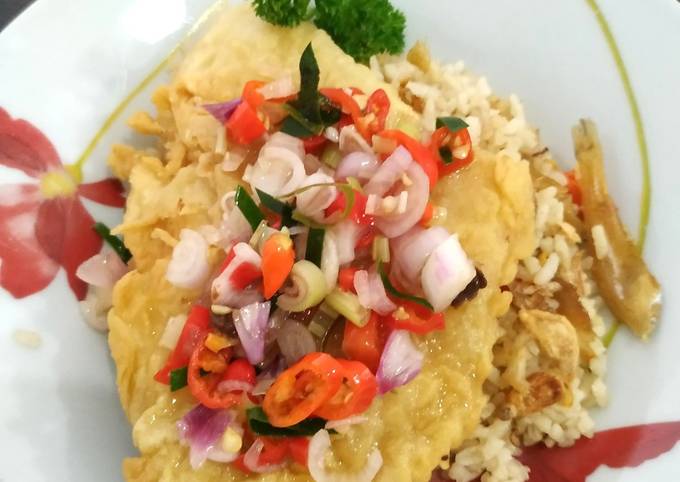 Resep Ikan Crispy dengan Sambal Matah oleh Mba Susi.. - Cookpad