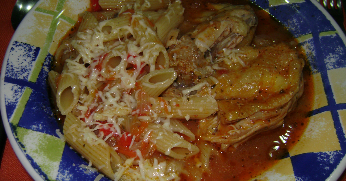 Guiso De Mostacholes Con Alitas De Pollo Receta de Natalio Burgos