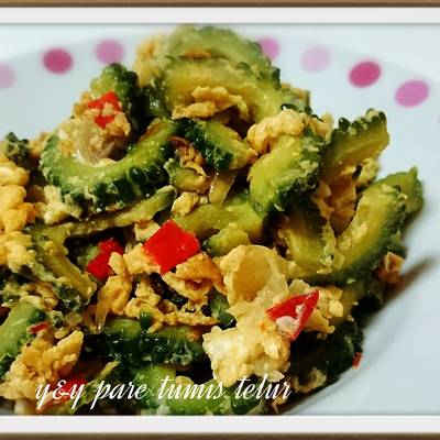 Resep Pare tumis telur oleh yNy - Cookpad