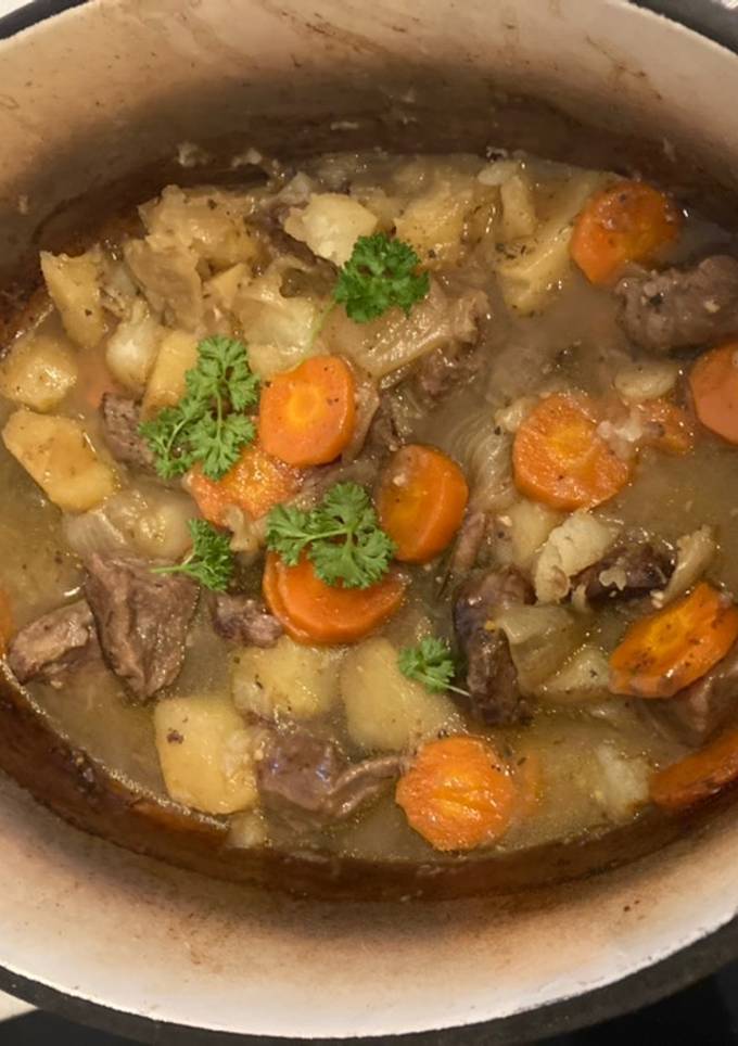Beef in beer casserole Recipe by Bellhorse - Cookpad