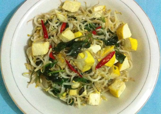 Resep Cah toge rasa kemangi oleh Mutia Binti M Musa (Ummi Sella) - Cookpad