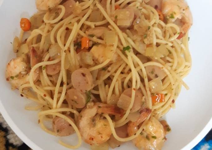 Resep Spaghetti aglio olio simple oleh Unicook - Cookpad Resep Spaghetti aglio olio simple oleh Unicook - Cookpad