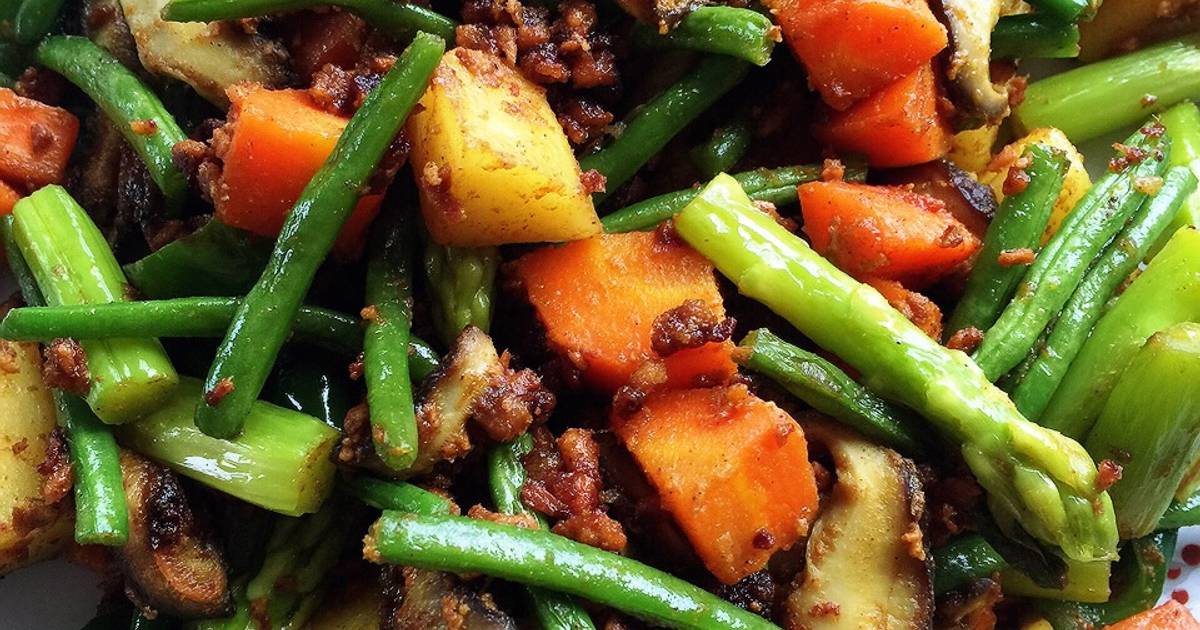 Resep Oseng veggie bumbu kare (野菜カレー炒め) oleh Ocha (奥村) - Cookpad