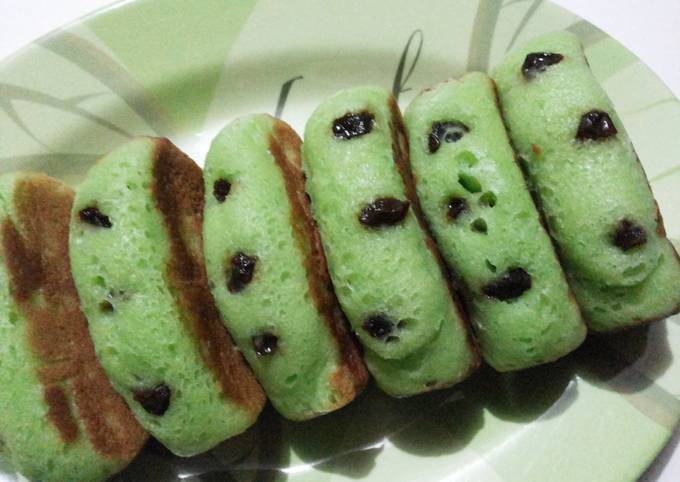 Resep PUKIS PANDAN oleh Neni Bardin - Cookpad