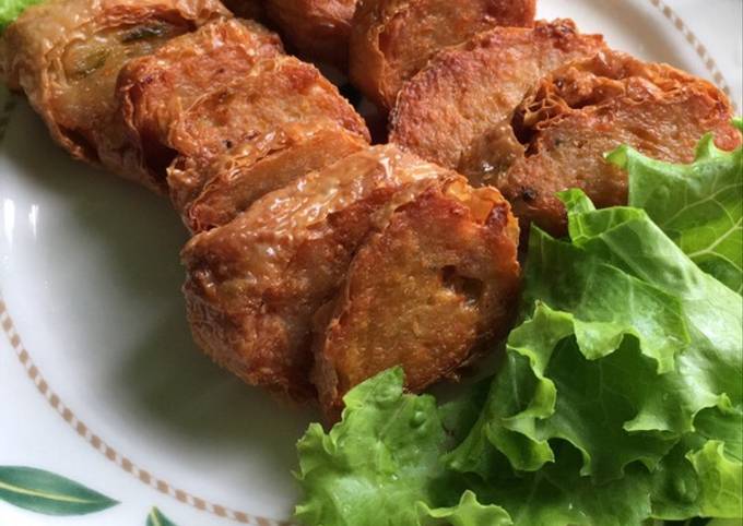 Resep Hekeng/hekong/kekian ayam udang oleh rie makeupart - Cookpad