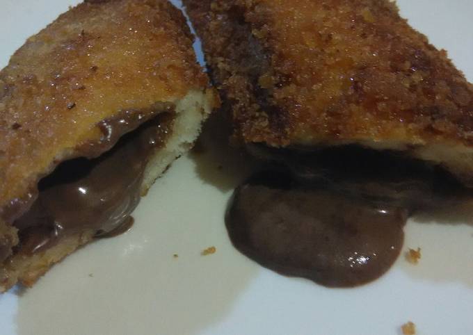 Resep roti gulung coklat lumer oleh nuraina - Cookpad