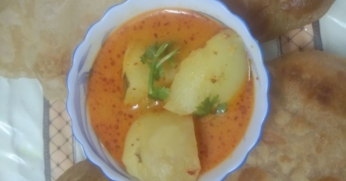 Homemade Kashmiri Dum Aloo Curry Recipe by Krishna Biswas - Cookpad