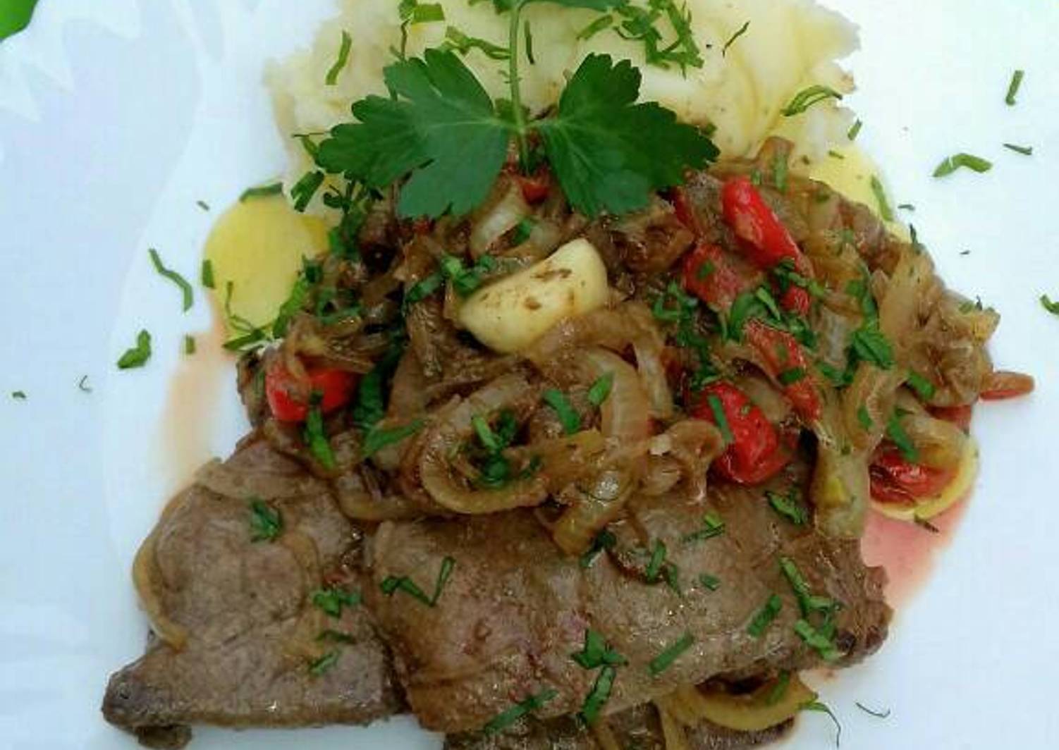 Hígado con cebolla Receta de Esteban Alba- Cookpad