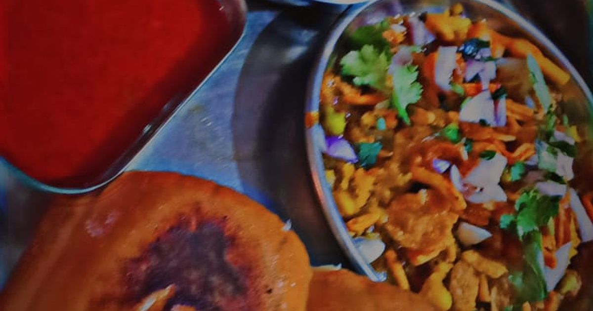 Misal Pav Recipe By Neeta Bhatt