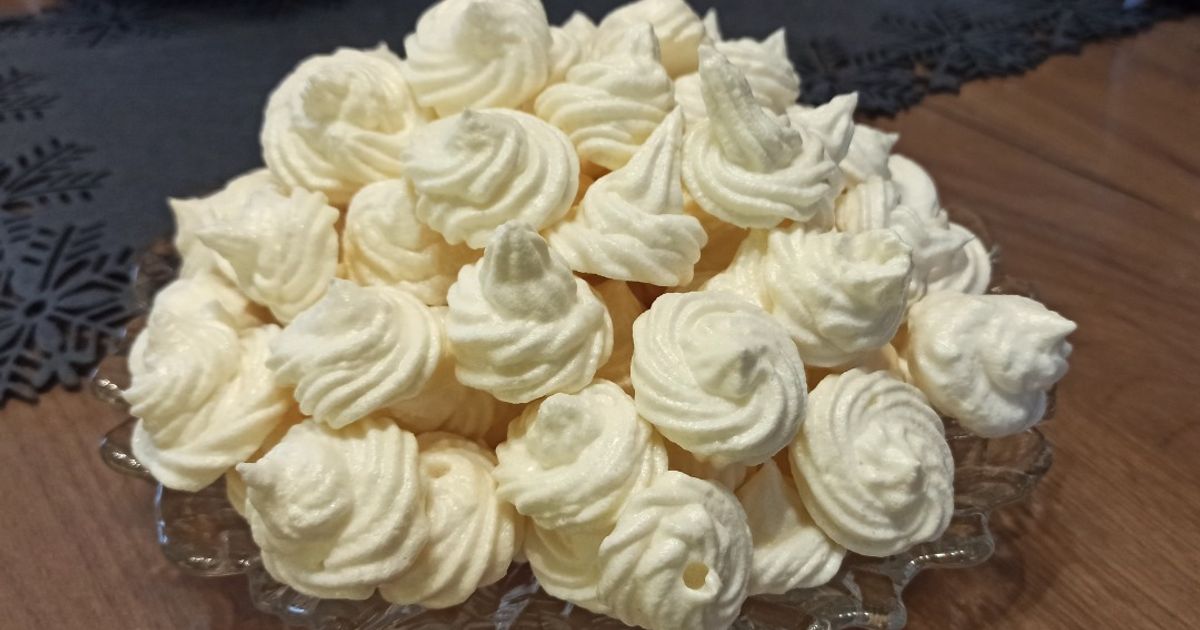 Egyszerű Habcsók | Lívia Rácz receptje - Cookpad receptek