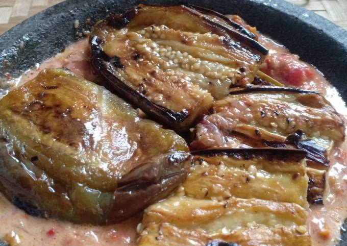 Resep Terong Bakar (Tarung Babanam) Sambal Santan Terasi oleh 🌷Yulie ...