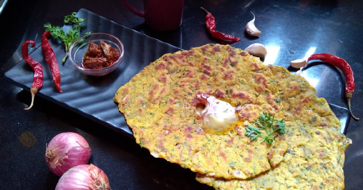 How to Make Thalipeeth: Maharashtrian Flatbread Recipes