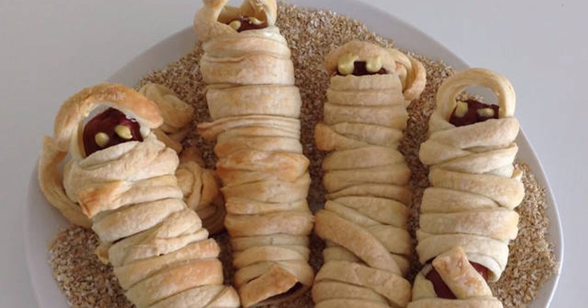 Sausage Mummies For Halloween Recipe by cookingwithsmiles - Cookpad