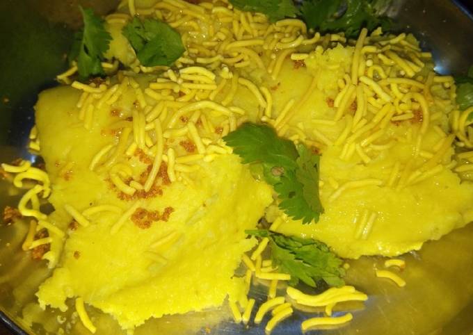 Surti locho Recipe by Deepika Parmar - Cookpad