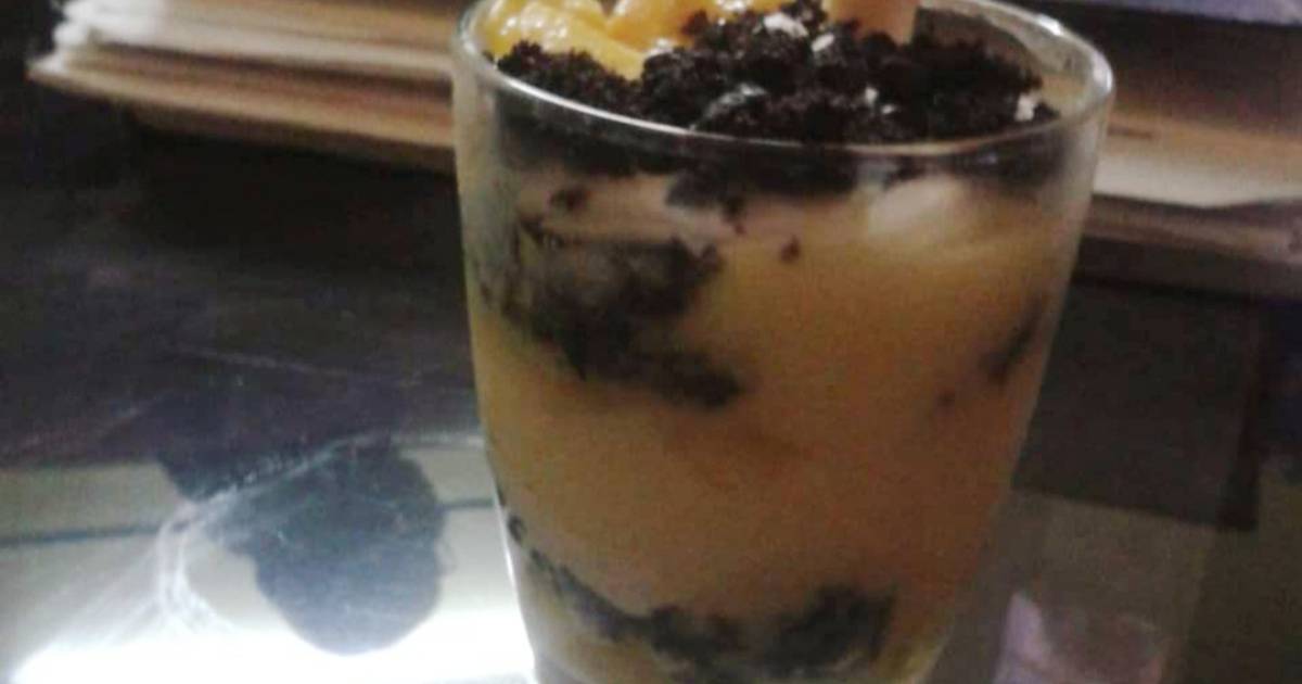 Mango Oreo Custard Recipe by Prerna Mohit Khurana - Cookpad