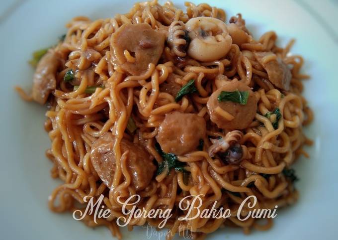 Resep Mie Goreng Bakso Cumi oleh Ayien Rin - Cookpad