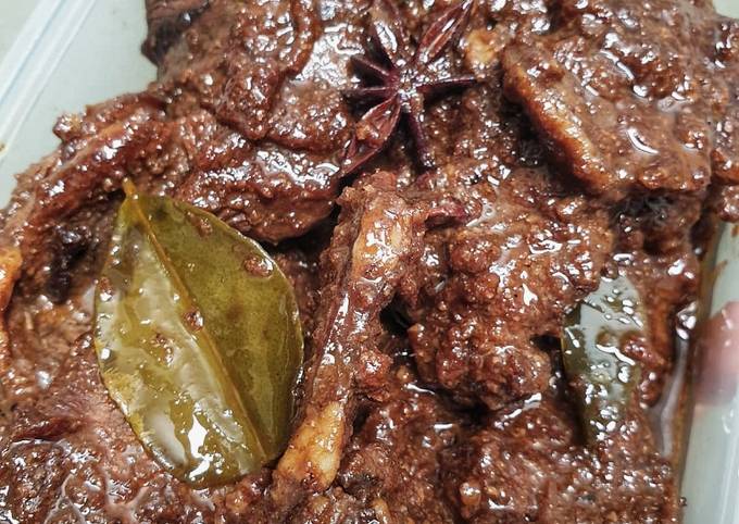 Resep Daging bumbu semur oleh trissella - Cookpad
