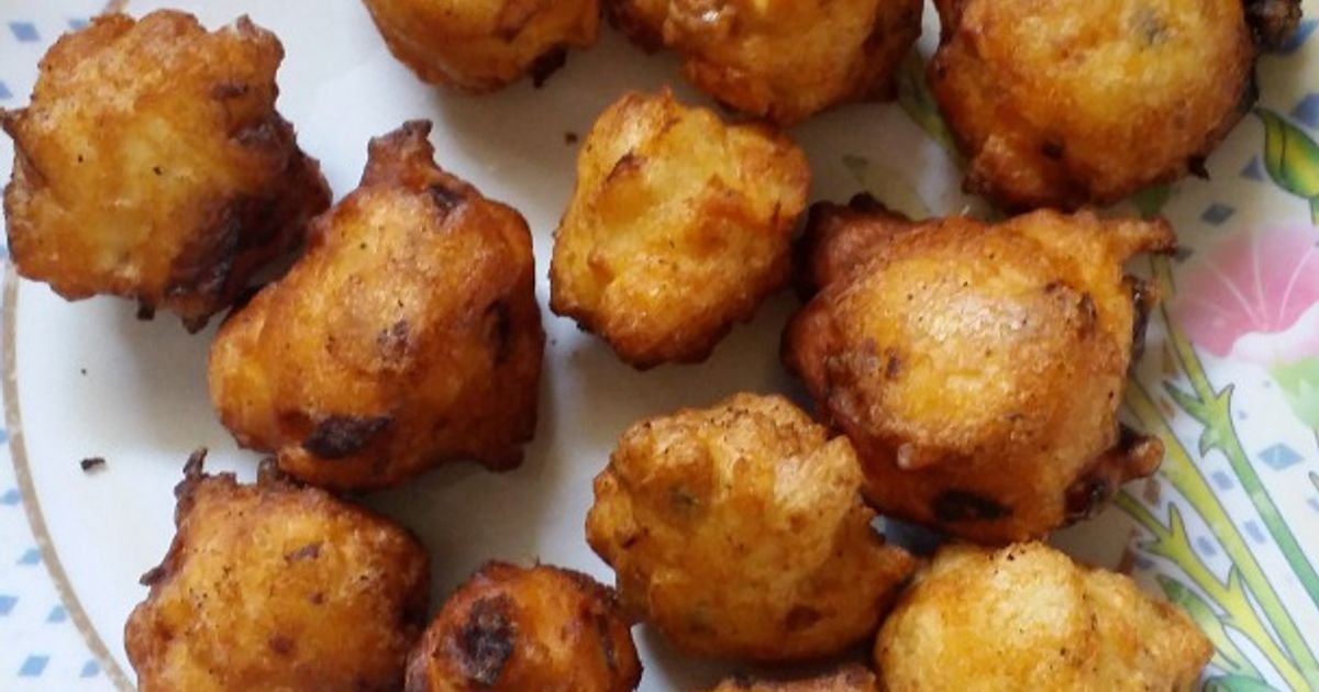 Urud Dhal Vada Recipe by Joy Christin Johnson - Cookpad