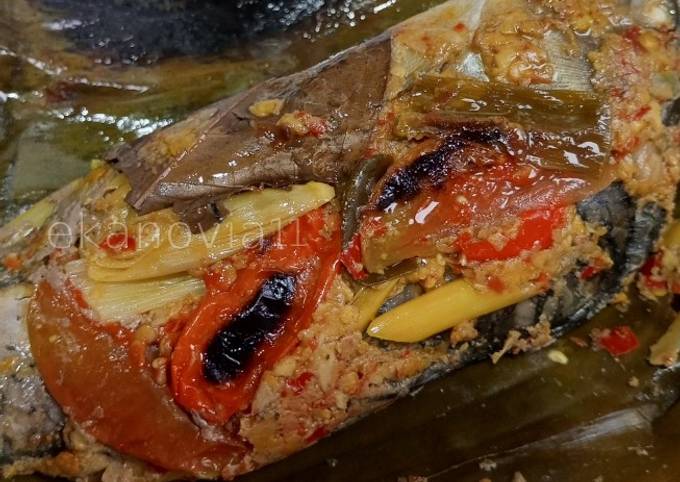 Resep Pepes ikan mas oleh Eka Novianti - Cookpad