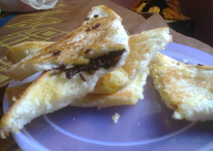 Resep Roti Tawar Isi Selai Nanas Dan Meises Oleh Marina Sutopo Cookpad