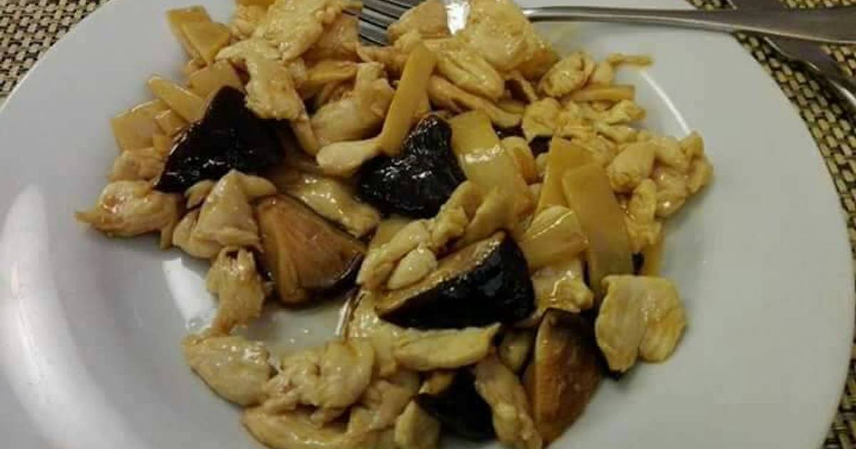 Ricetta Pollo funghi e bamboo di Maria Pulina - Cookpad