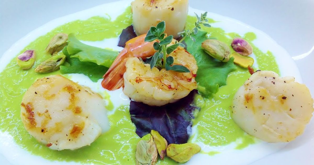 Ricetta Capesante E Gamberi Con Crema Di Burrata E Crema Di Piselli di ...