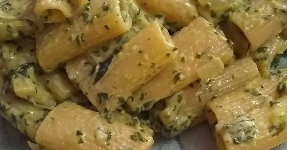 Mostacholes con crema de espinaca Receta de Leandro Amaral- Cookpad