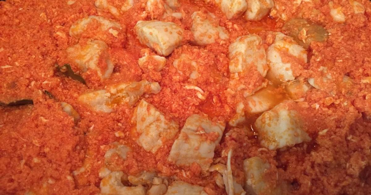 Pollo con revuelto de tomate Receta de Chelo - Cookpad