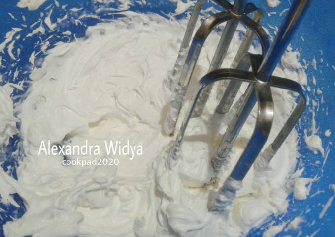 Resep Whipped Cream Homemade oleh Alexandra Widya - Cookpad