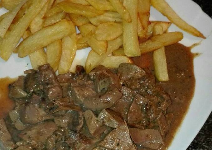 Chanfaina burguillana Con patatas fritas Receta de Mari Ramos- Cookpad