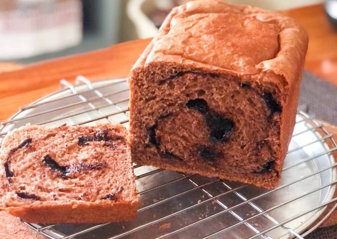 Resep Roti Tawar Choco Chip oleh Ghea Prasita - Cookpad