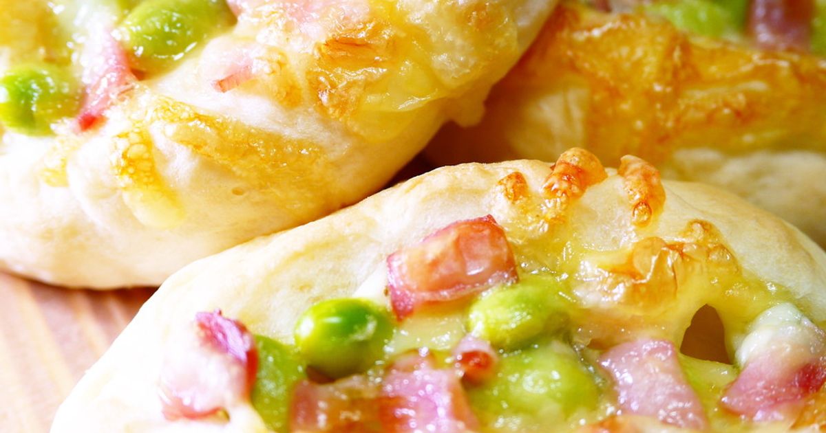 Edamame, Bacon & Double Cheese Bread (Bread Machine Dough) Recipe by ほっこり～の