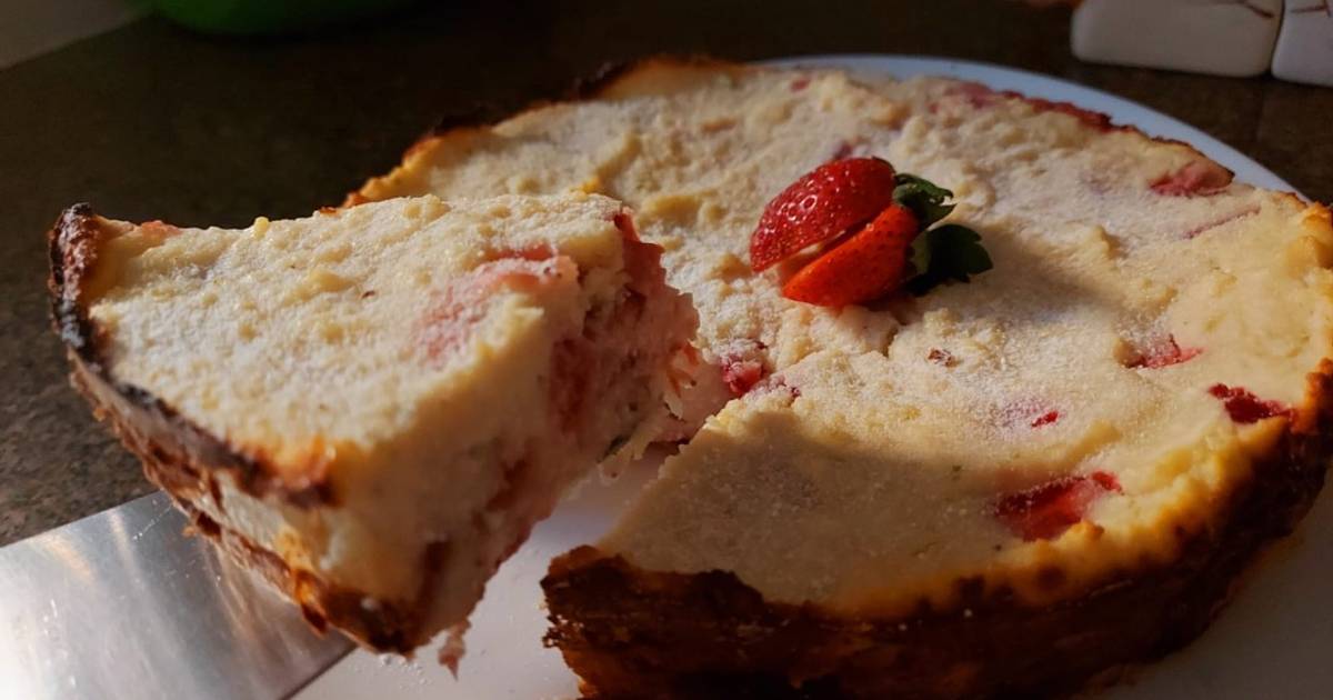 Torta de Ricota e Morangos Receita por Elianefariacozinhaafetiva - Cookpad
