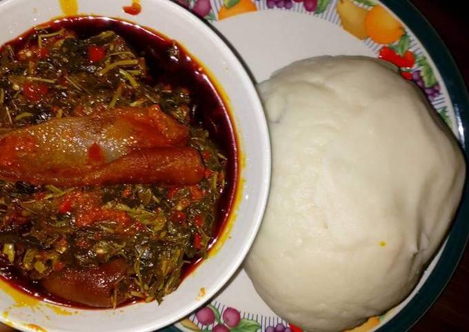 Efo riro with poundo yam Recipe by Chidinma iheaka - Cookpad