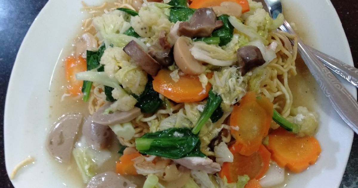 Resep Sop Mie Goreng oleh melisawidhia - Cookpad