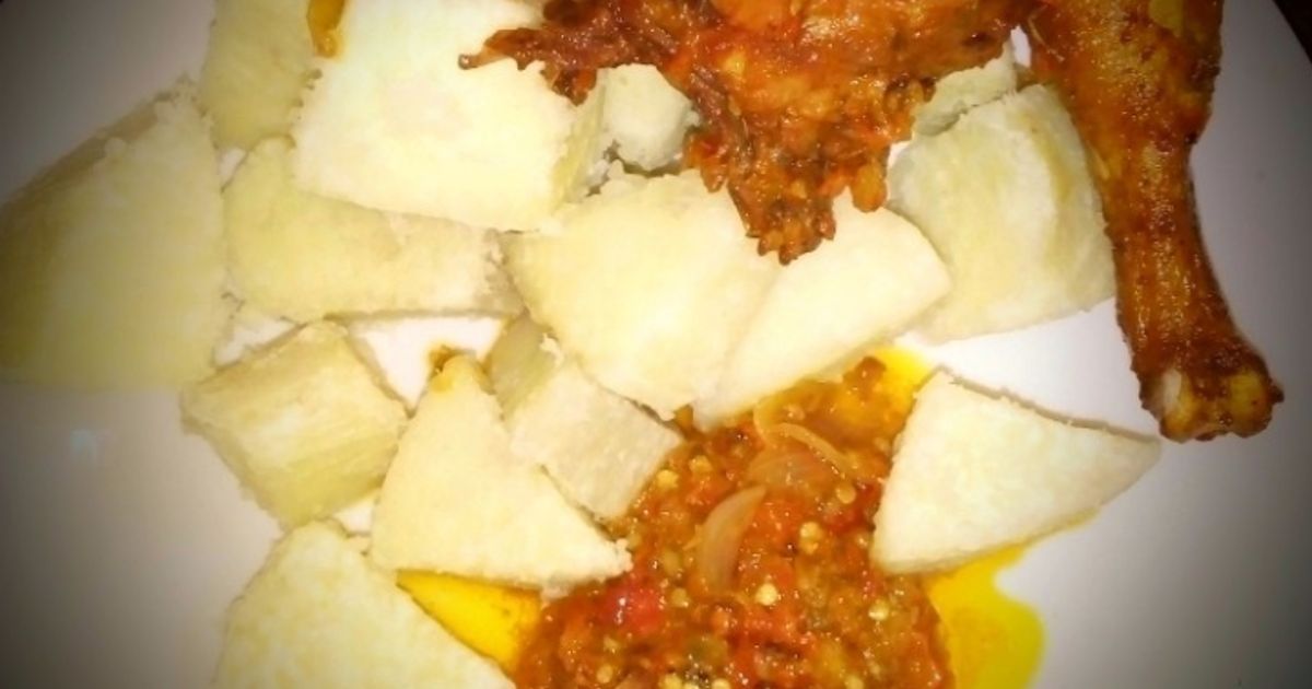 Boiled Yam With Chicken Sauce Recipe by Ummouh Muhammad - Cookpad
