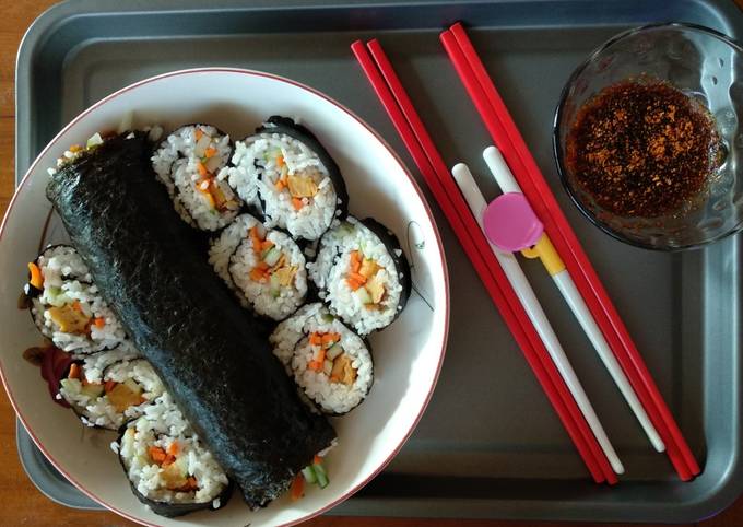 Resep Sushi sayur telur oleh Selly Dwi Oktari - Cookpad
