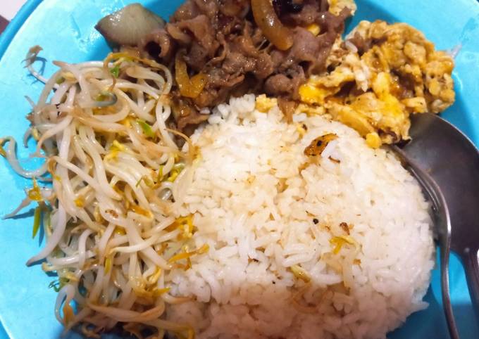 Resep Beef Rice Bowl - tp di piring 🤭 oleh O.C.I - Cookpad