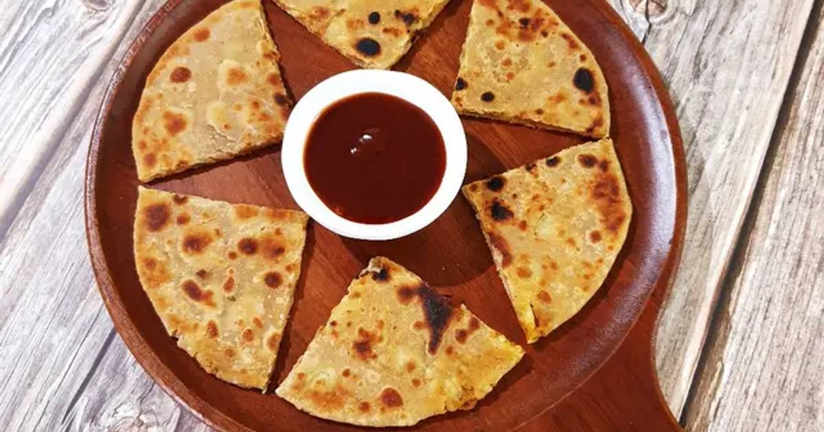 Raw Banana Stuffed Paratha Recipe by Asmita Rupani - Cookpad