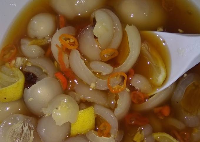 Resep Asinan rambutan oleh Lia Hardiyanti - Cookpad