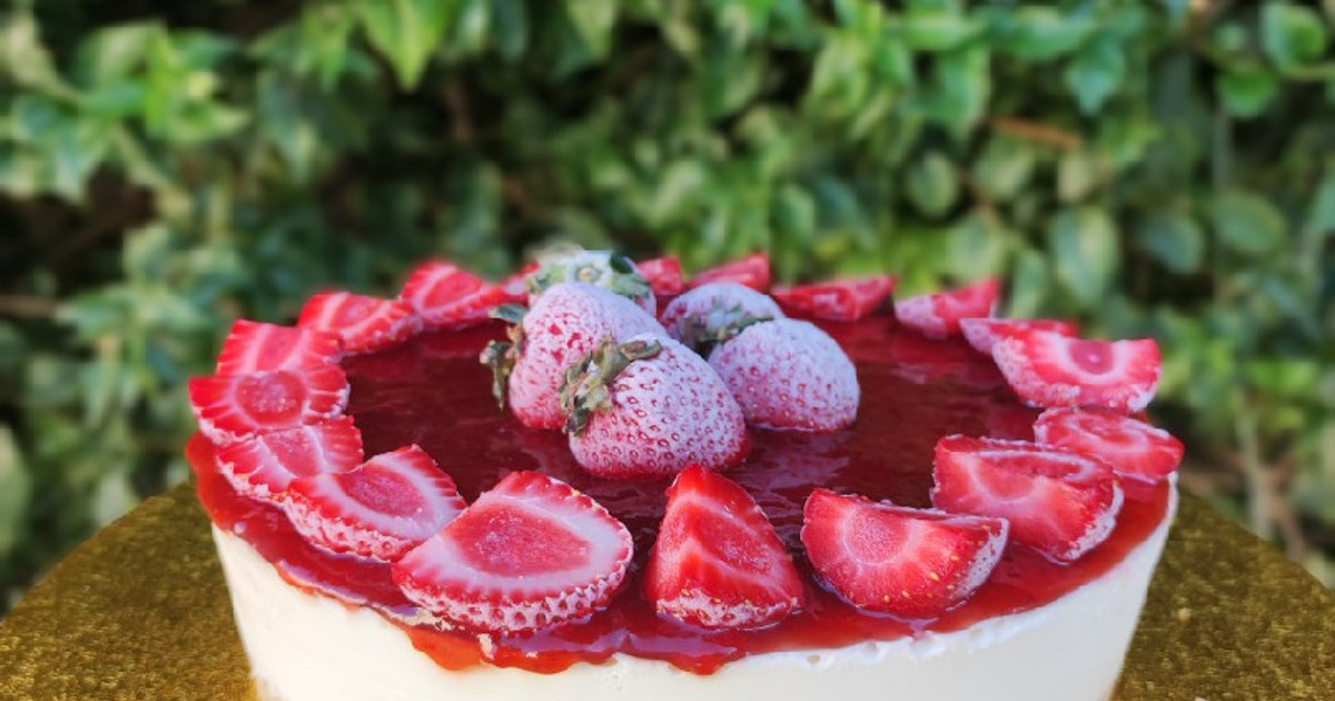 Cheesecake Frío De Salsa De Frutillas Receta de valentina perrone- Cookpad