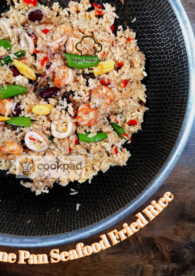 Resipi One Pan Seafood Fried Rice oleh Dapur Yusfarisyia - Cookpad