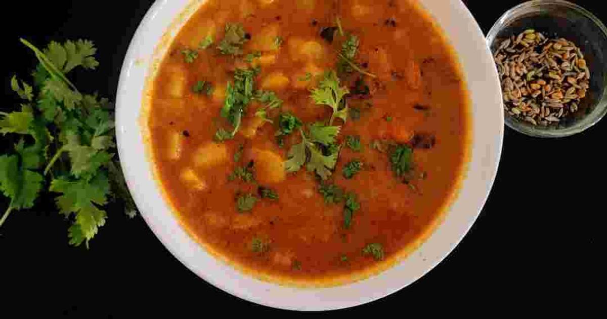 Panch phoron aloo sabji Recipe by Swati Sheth - Cookpad