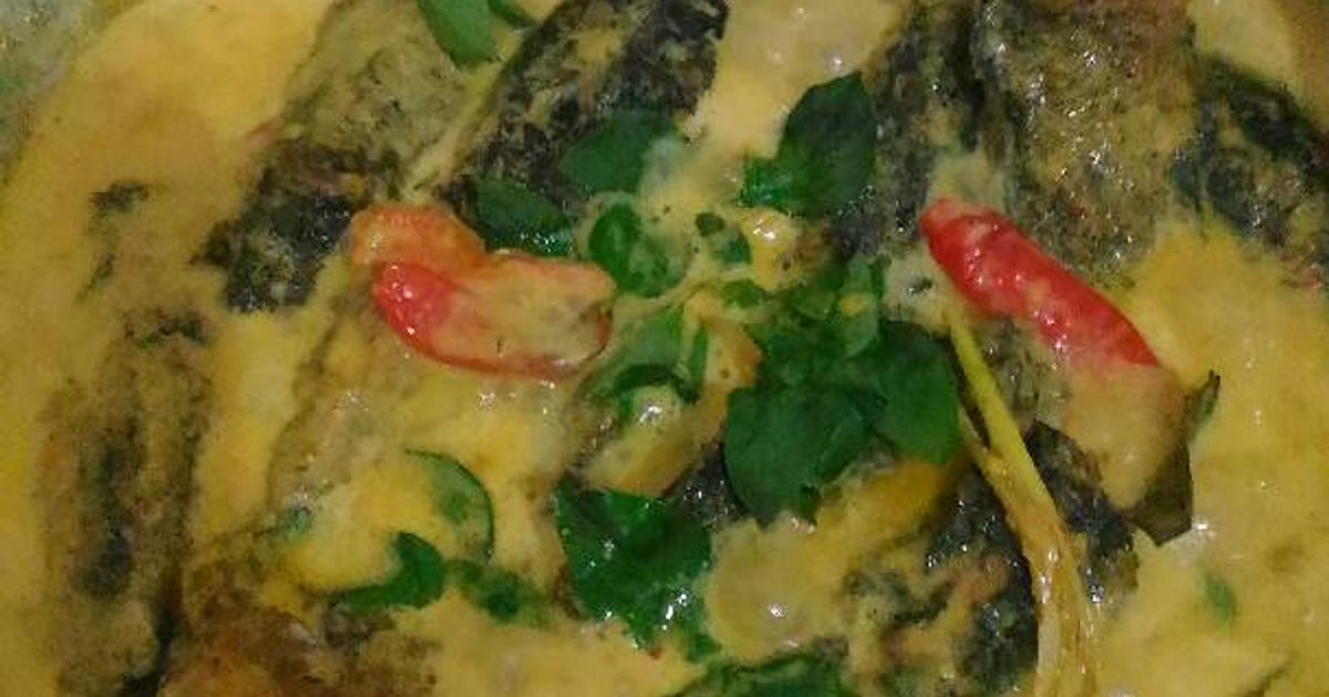 Resep ikan lele bumbu kuning kemangi rumahan enak dan mudah - Cookpad
