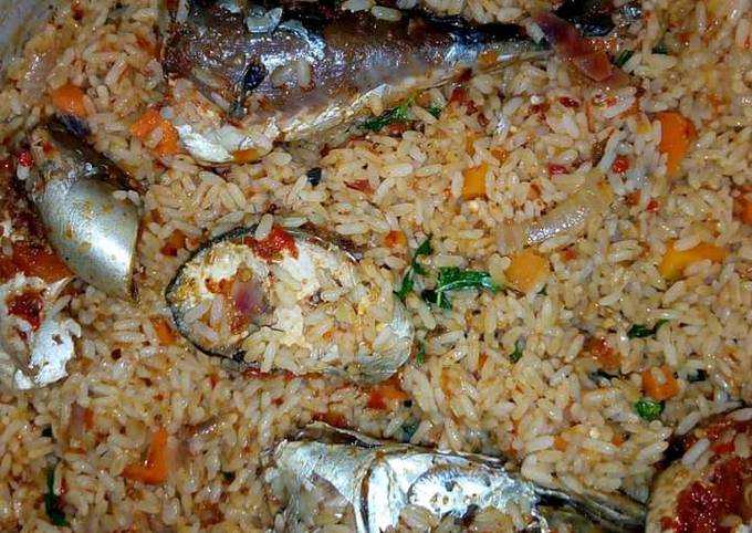 Nigerian Jallof Rice Recipe by Binta Bala - Cookpad